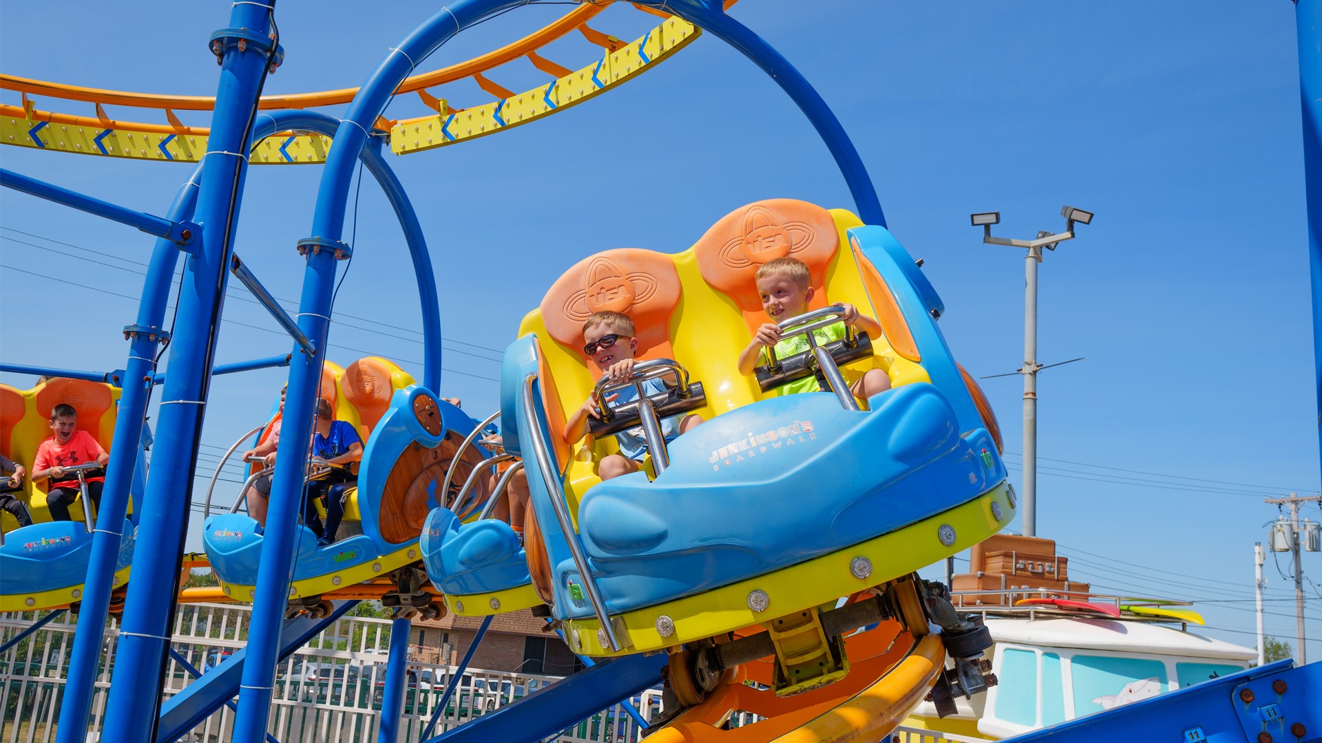 Top 10 Must-Experience Rides at the Jenkinson’s Amusement Park | Boardwalk